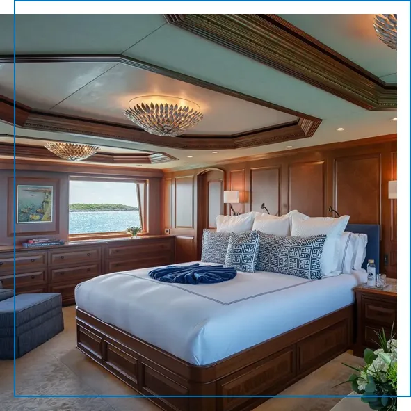 Motor Yacht Crossed Sabre | Superyacht Charter | FunYachts™