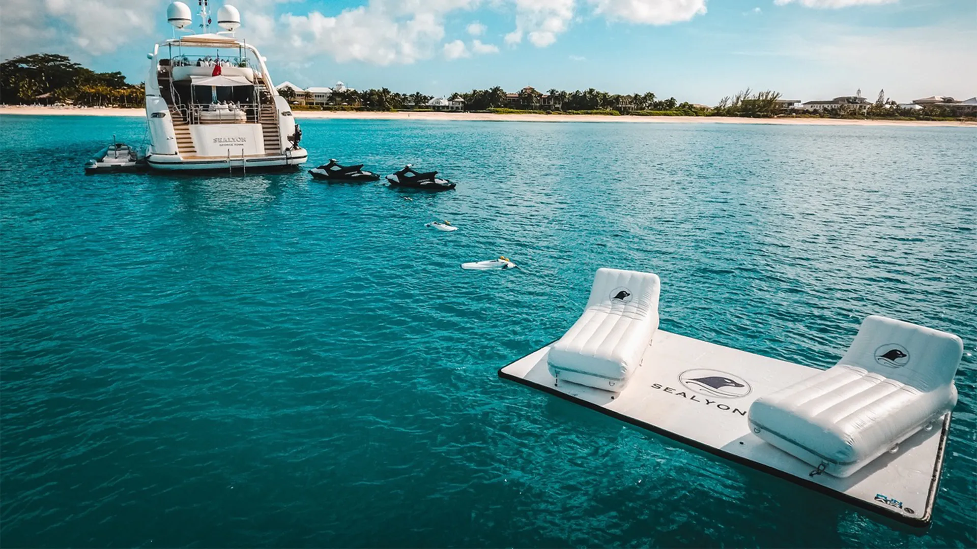 Inflatable Water Mat | Floating Superyacht Platform | FunAir